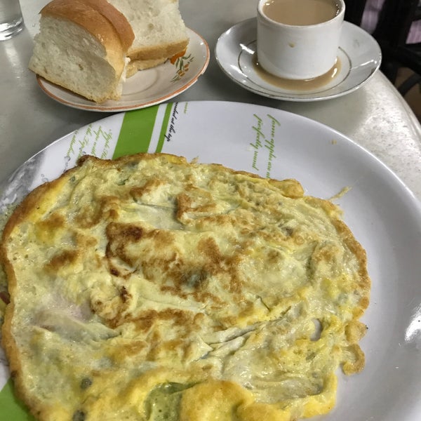 B. Merwan & Co. - Bakery in Tardeo