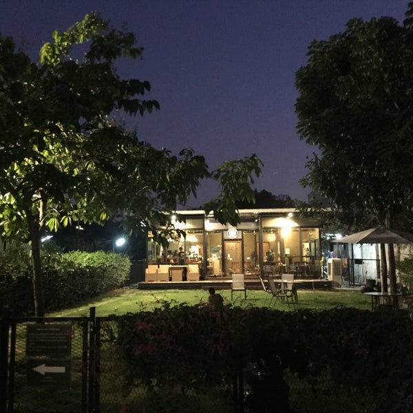 Inu Machi Cafe (Now Closed) - Café