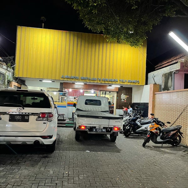 Rumah Makan Padang Sari Bundo Sati - Padangnese Restaurant in Surabaya