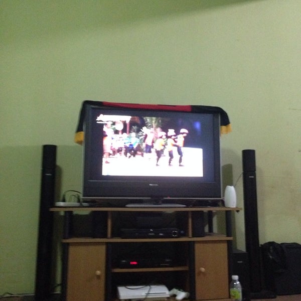 33-3-4 kuarters polis desa tasik - Government Building