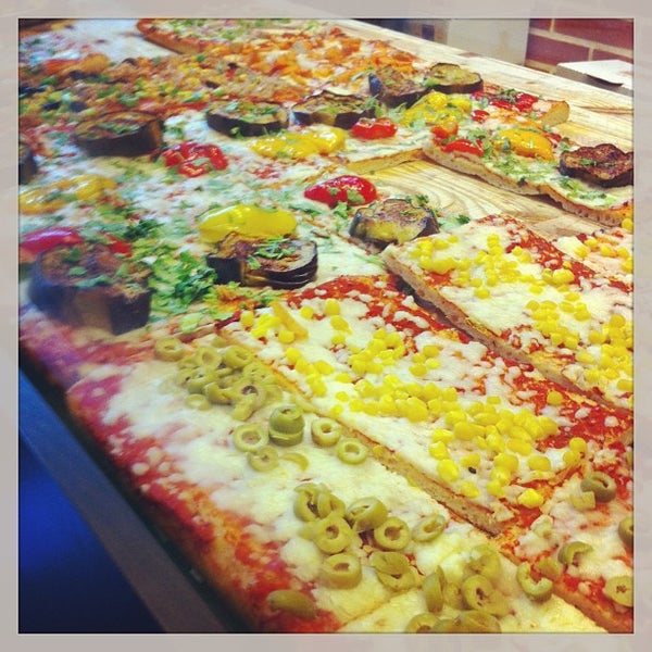 Levi's pizza - לויס פיצה - Kiryat Atidim - 6 tips