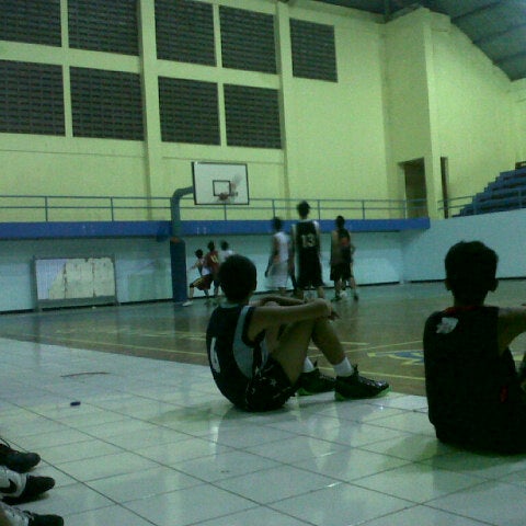GOR Kampus C Universitas Airlangga - Basketball Court