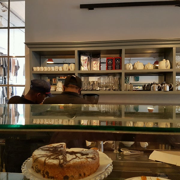 Service Station Cafe - Café in Melville