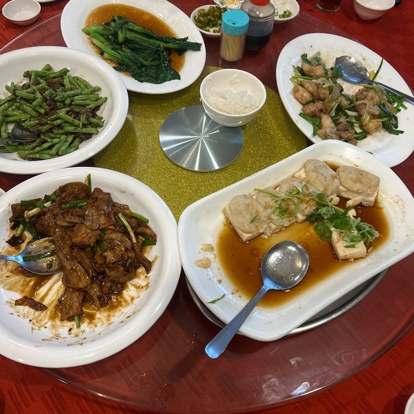 Pusing Public Seafood Restaurant 布先民众海鲜酒家 - Ipoh, Perak