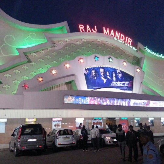 Raj Mandir Theatre - 24 tips