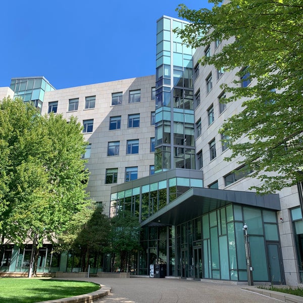 MIT Sloan School of Management, Building E-62 - College Academic ...