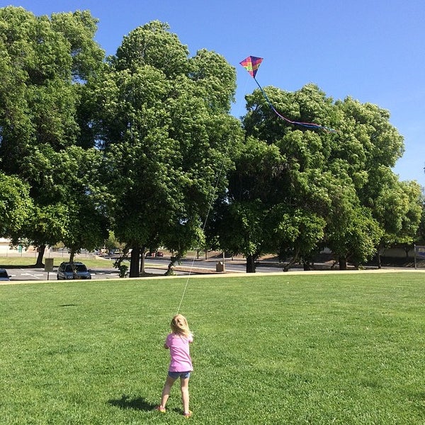 Los Paseos Park - Playground in San Jose