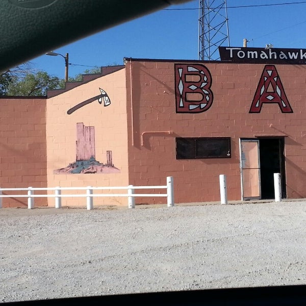 Tomahawk Bar - Convenience Store