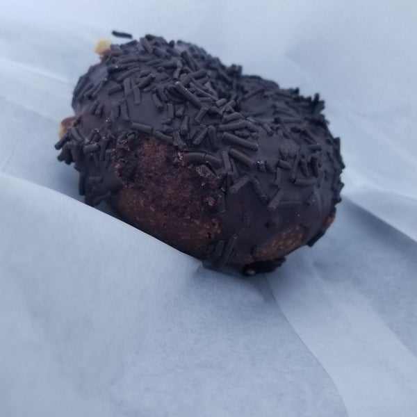 Pronto Donuts - 1441 E Washington Blvd