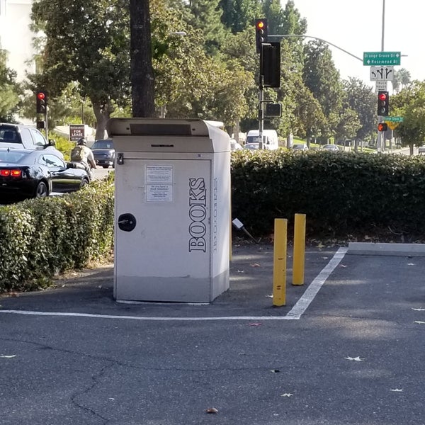 Pasadena Public Library - Hastings - Library in Far East Pasadena