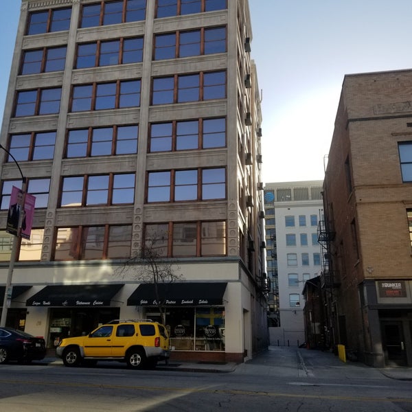 Downtown Pasadena - Neighborhood in Pasadena