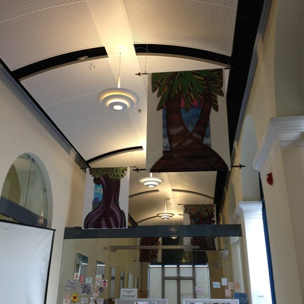 Biblioteca Nacional Puerto Rico - Puerta de Tierra - 500 Avenida de la ...