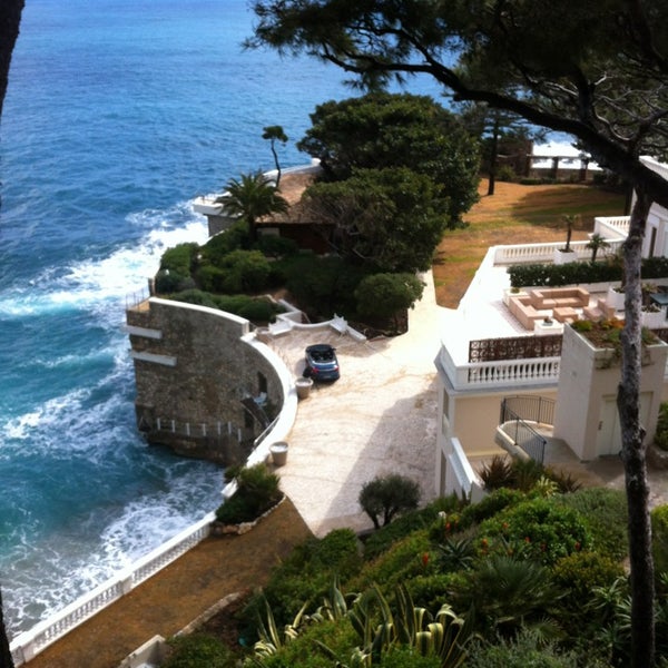 Cap Estel Hotel - Hotel