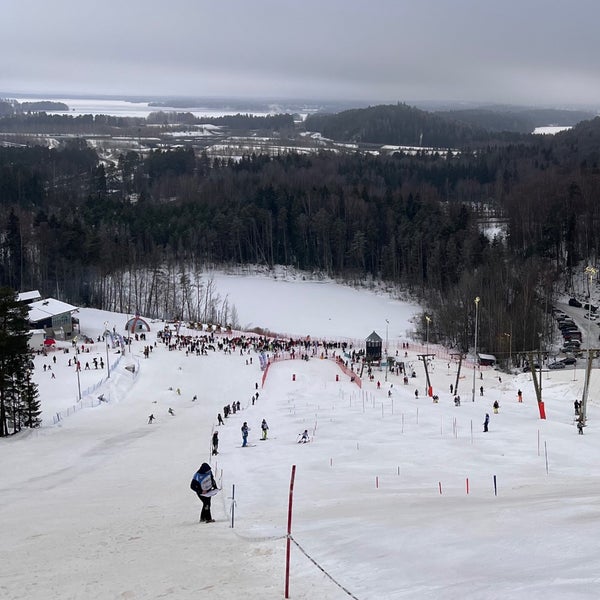 Mustavuori laskettelukeskus - Nokiantie 150