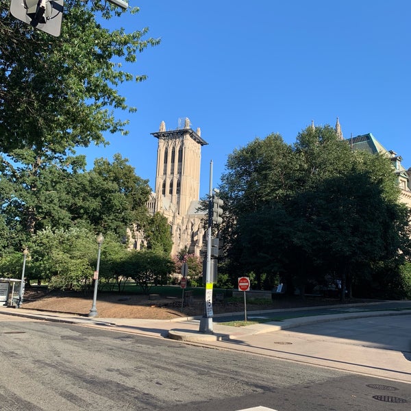 Washington National Cathedral Rare Book Library - Library in Washington