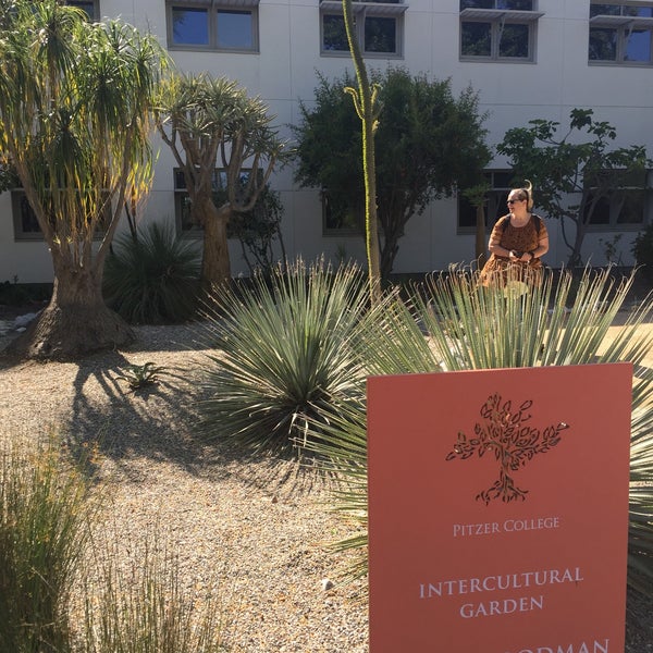 Pitzer College - The Claremont Colleges - 2 tips from 702 visitors