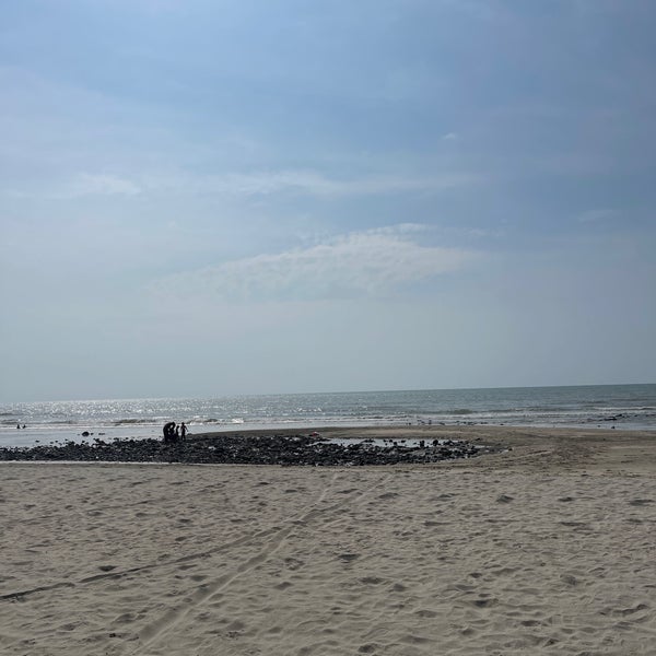 Pantai Batu Hitam (Beach) - 53 tips from 5743 visitors