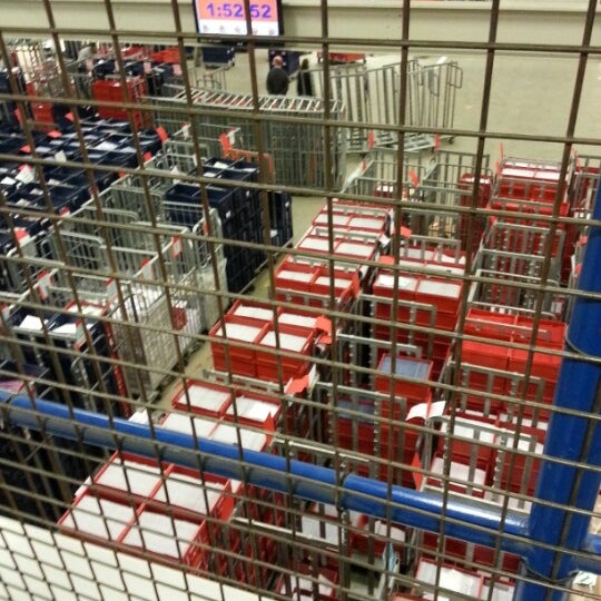 Photos at PostNL Sorteercentrum - Post Office in Zwolle