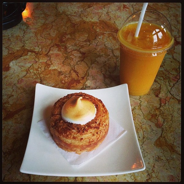 Photos at Apple Pie Bakery Café - Café in Hyde Park