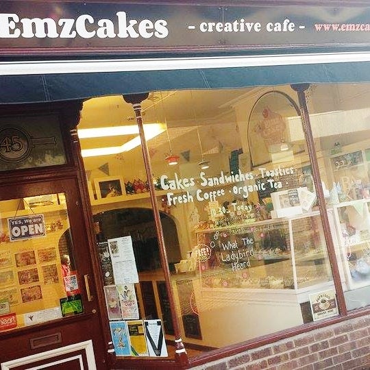 EmzCakes Creative Cafe - Café in Wrexham