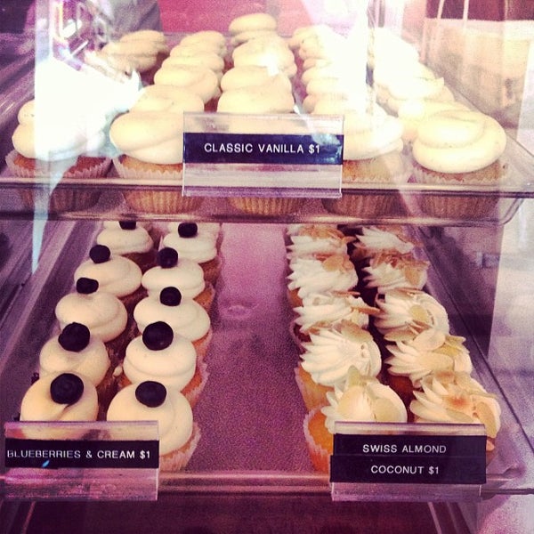 Mission Minis - Cupcake Shop in Mission District