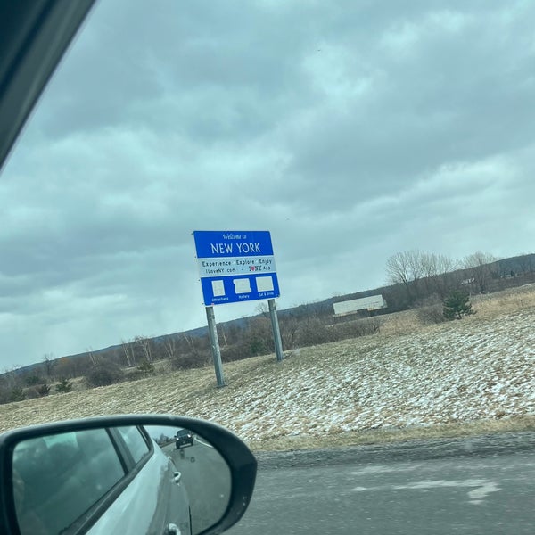 New York / Pennsylvania State Line - Ripley, NY