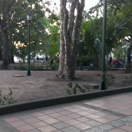 Plaza Bolivar de Calabozo - Plaza