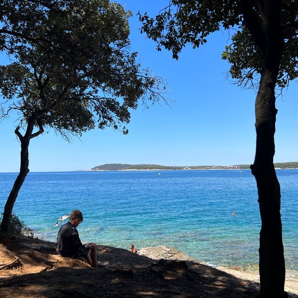 Ambrela Beach - 8 tips