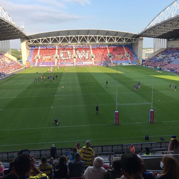 Brick Community Stadium - 32 tips dari 1633 pengunjung