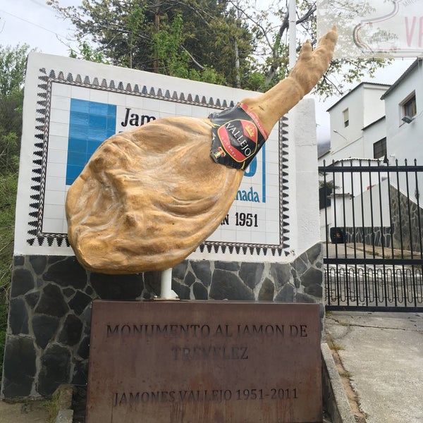 Monumento Al Jamón De Trevélez - 8 visitors
