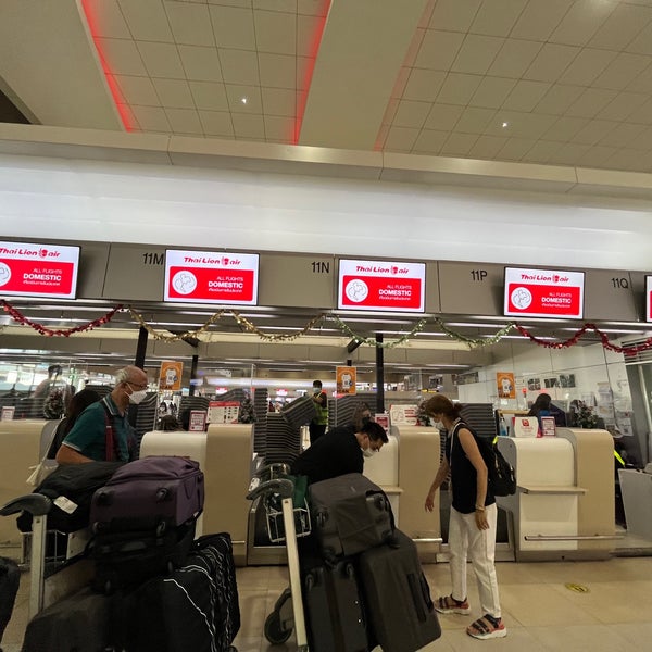 Thai Lion Air Check-In Area - Airport Ticket Counter in Don Mueang
