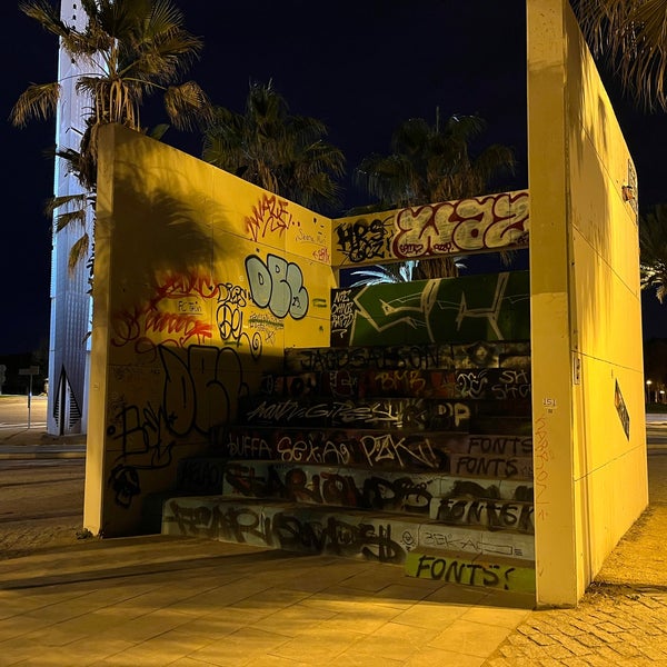 “Palmen Aus Plastik” Stairway - El Poblenou - 1 visitor