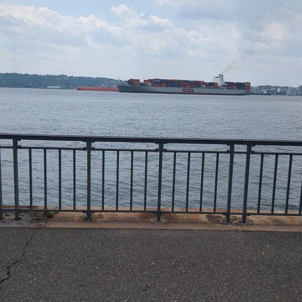 Shore Road Park - Park in Brooklyn