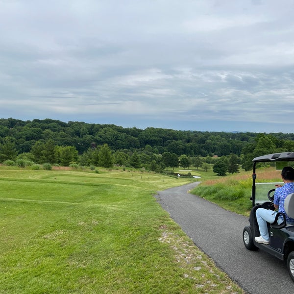 New York Country Club - Golf Course in Spring Valley
