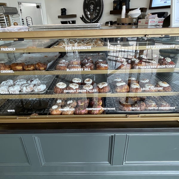 Parlor Doughnuts - Donut Shop in Southlake