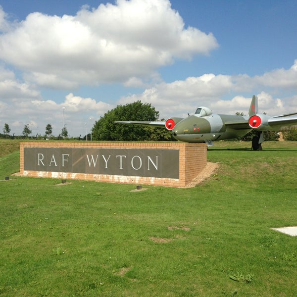 RAF Wyton - 3 tips