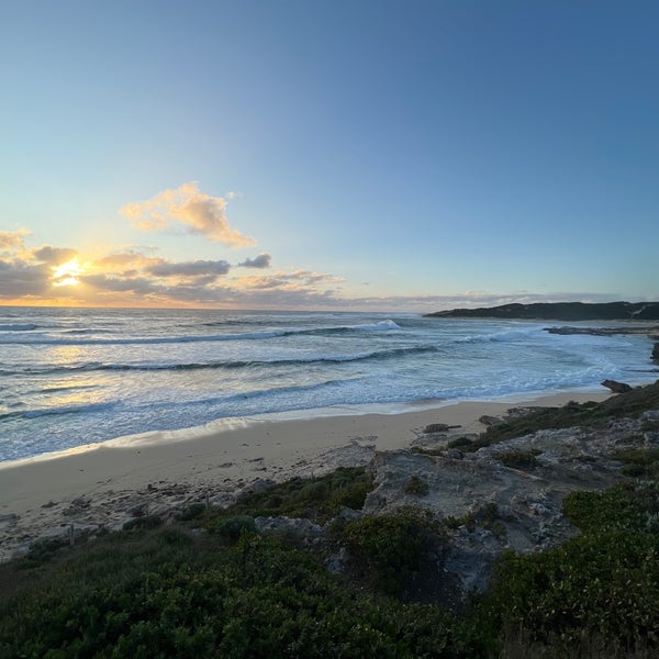 Surfers Point - Surf Spot in Prevelly