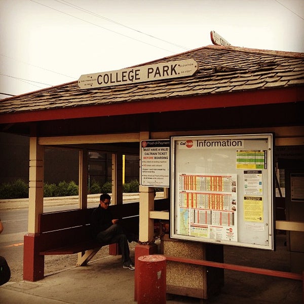 Photos at College Park Caltrain Station - College Park - San Jose, CA