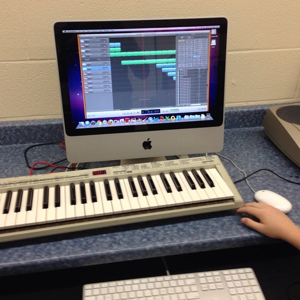 Photos at FH Tuttle Middle School - 1 tip from 60 visitors