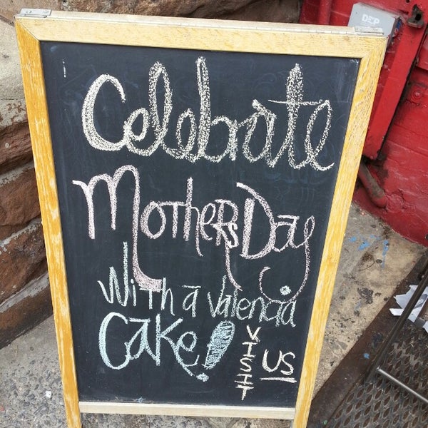 Valencia Bakery - Sunset Park - 6 visitors