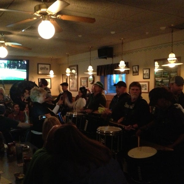 Harry Tuft's Publick House - 203 W Main St