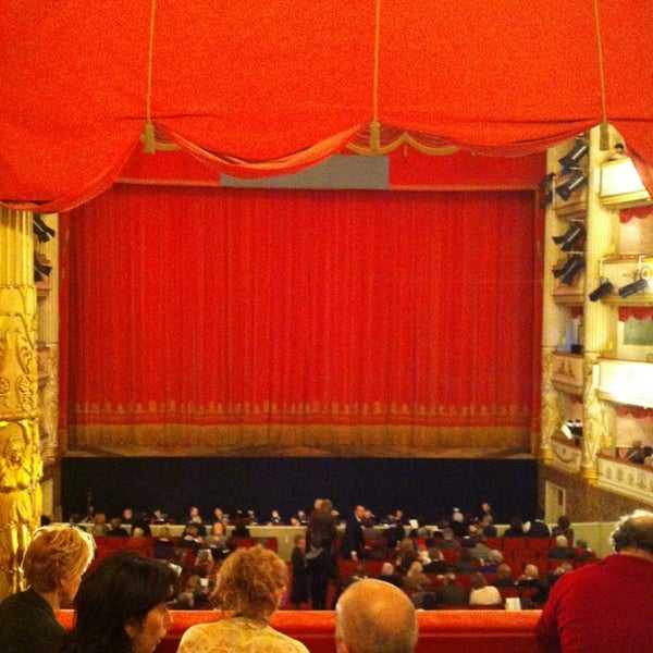 Teatro Comunale Luciano Pavarotti - Opera House