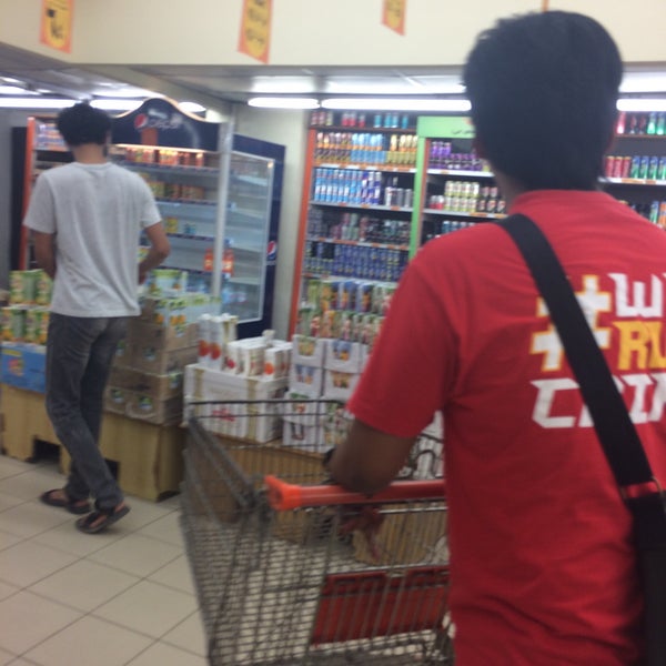 Gomla Market - 35 El Obour Bldgs