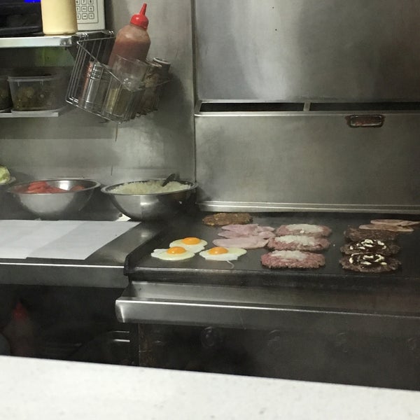 Danny's Burgers - 22 tips