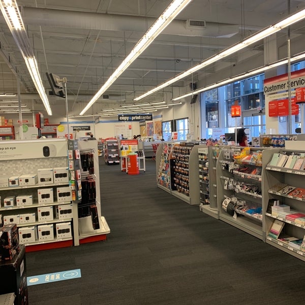 Staples - 655 Irwin Street