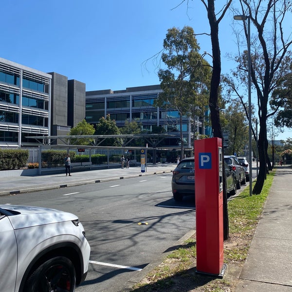 Optus Campus - 1 Lyonpark Rd