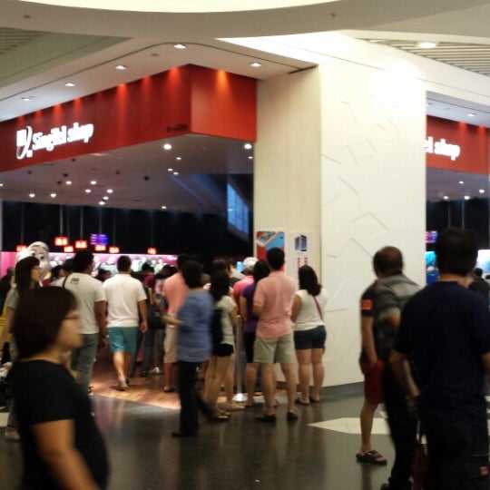 SingTel Shop - Mobile Phone Store in Jurong West