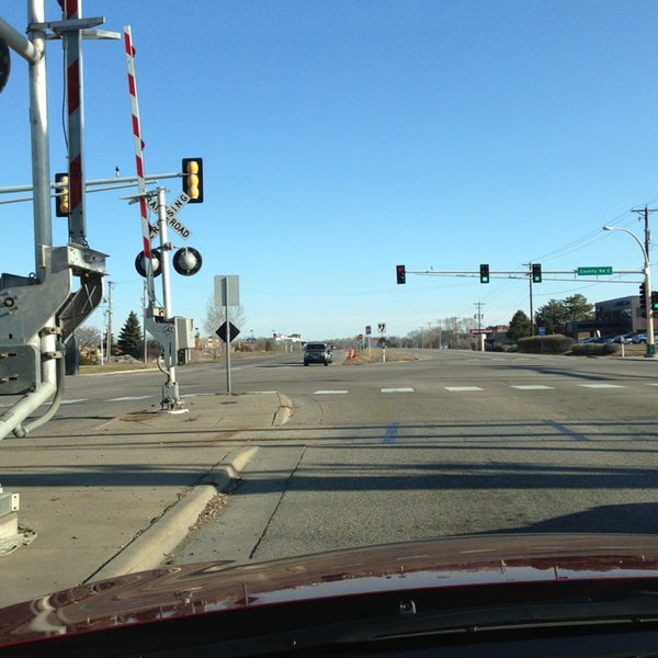 Snelling Ave and County Rd C - Intersection