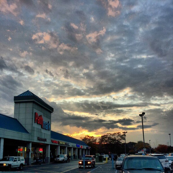 Pathmark (Now Closed) - Supermarket