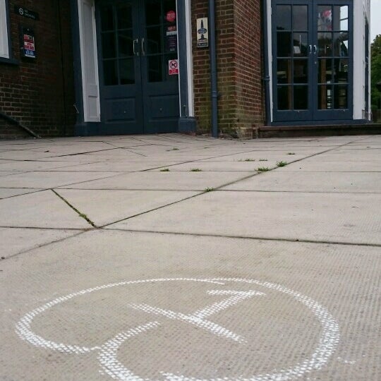 Pear Tree - Pub in Welwyn Garden City
